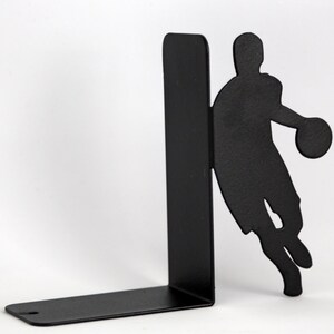 Decorative Metal Sport-themed Bookend With 3D Metal Basketball Player ...