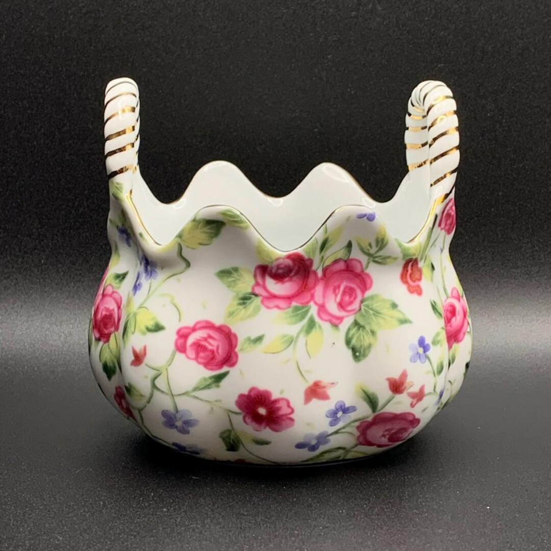 Godinger Royal Cotswolds Porcelain Basket White With Pink Roses and ...