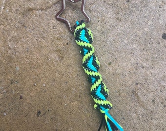 Scoubidou Keychain - Colorful Handmade Boondoggle Gimp Scoobies Rexlace ...