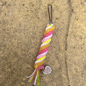 5 String Spiral Twist Stitch Scoubidou Keychain Colorful Handmade ...