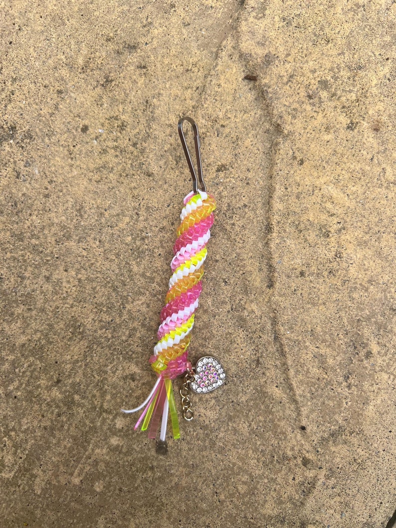 5 String Spiral Twist Stitch Scoubidou Keychain Colorful Handmade ...