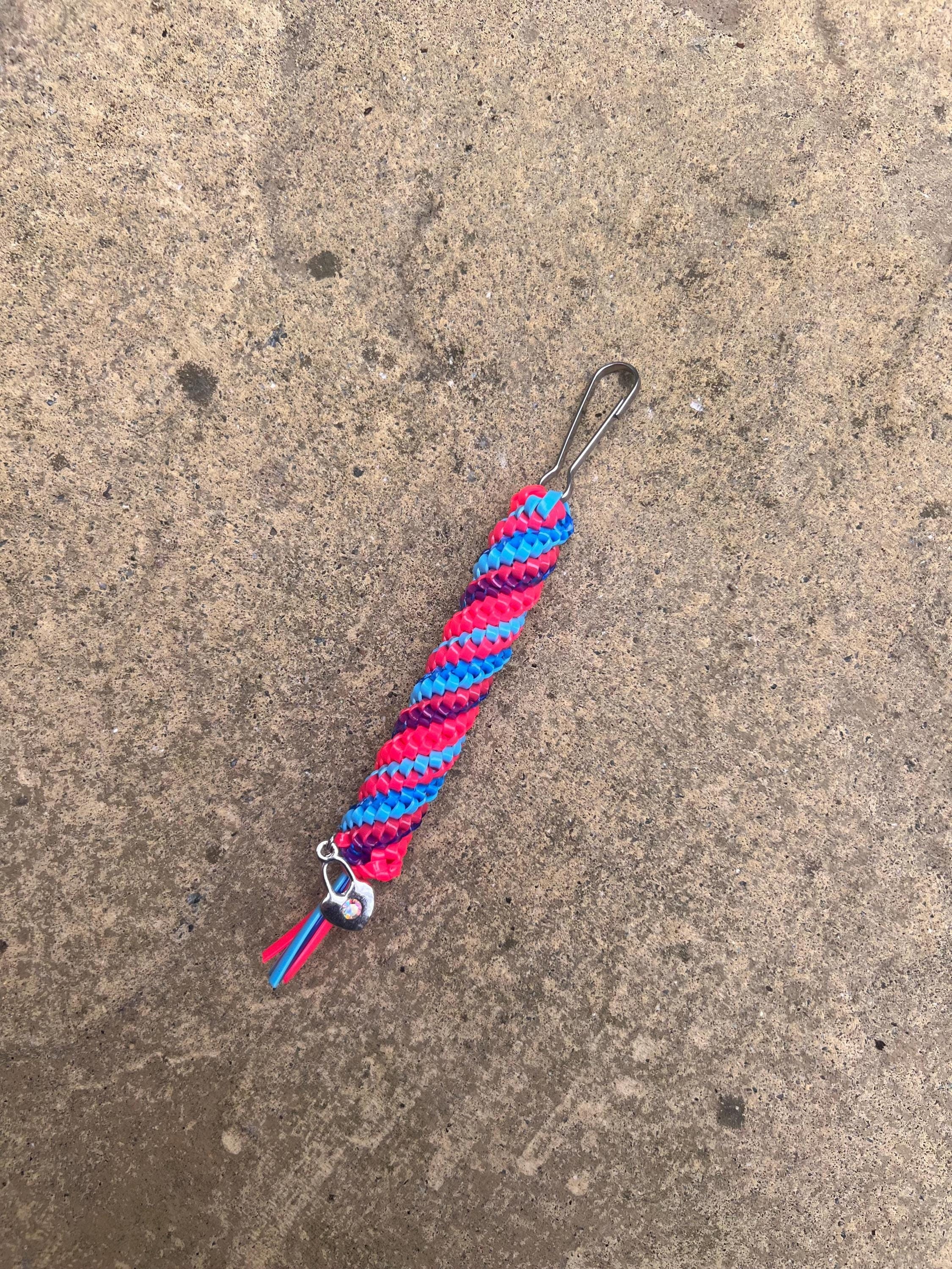 5 String Spiral Twist Stitch Scoubidou Keychain - Colorful Handmade ...