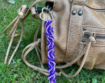 Scoubidou Keychain - Colorful Handmade Boondoggle/scooby Keychain Gimp ...