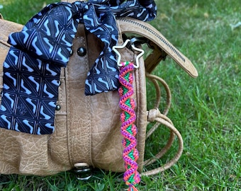 Scoubidou Keychain - Colorful Handmade Boondoggle/scooby Keychain Gimp ...