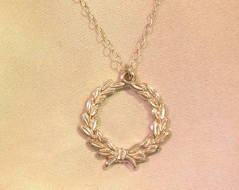 Laurel Pendant - Etsy