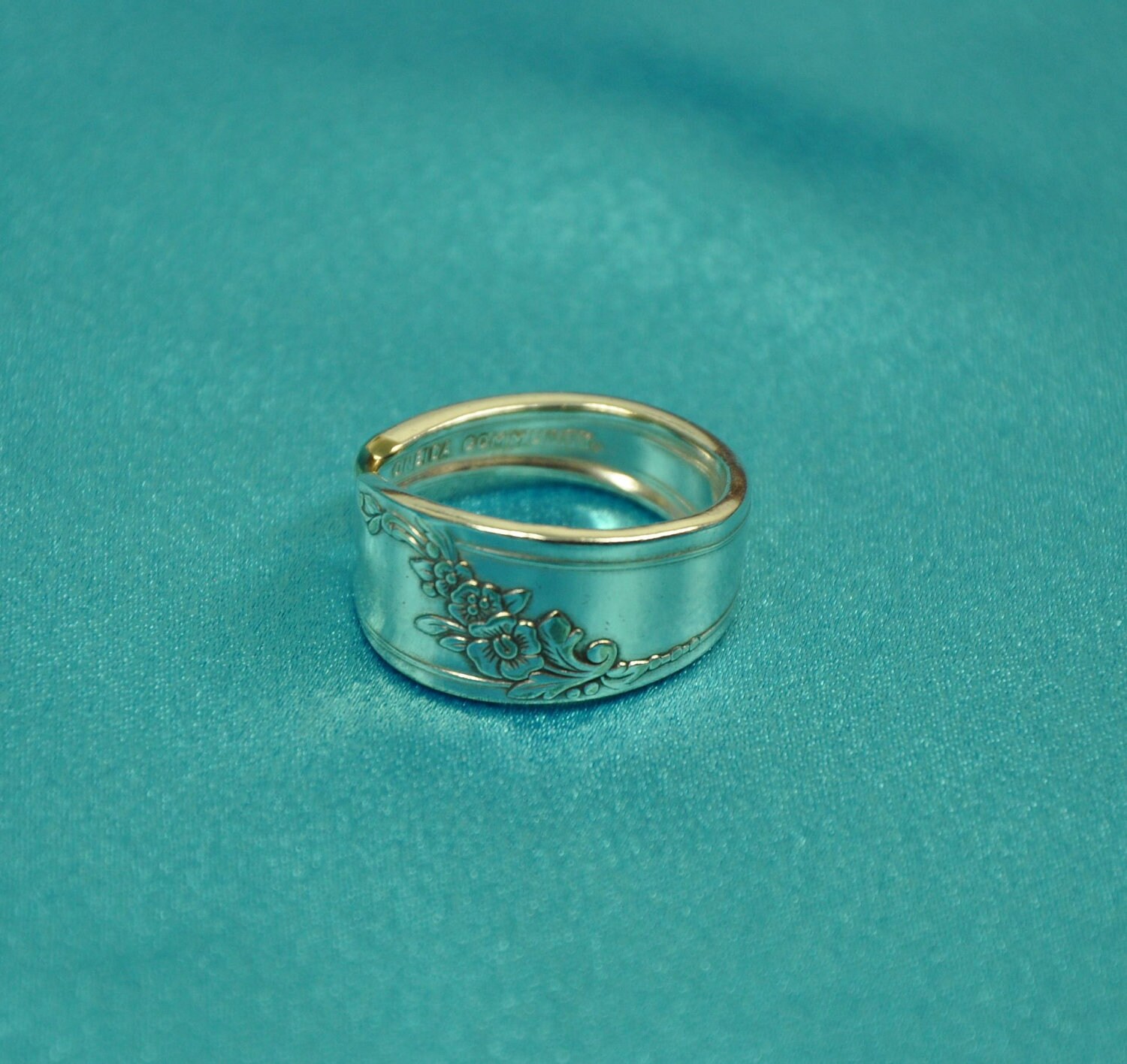 Spoon Ring Queen Bess Vintage Reclaimed Silverware Jewelry | Etsy