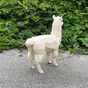Alpaca Papercraft SVG, DIY Origami Sculpture (PDF, Studio, Cricut Files ...