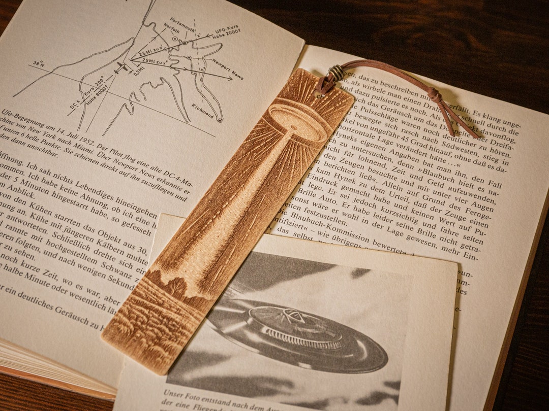 Wooden Bookmark - UFO - Engraved Hardwood Bookmarks - Intricate ...