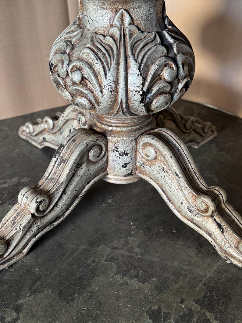 Rustic Round Wood Dining Table: Handcrafted Farmhouse Pedestal - Etsy