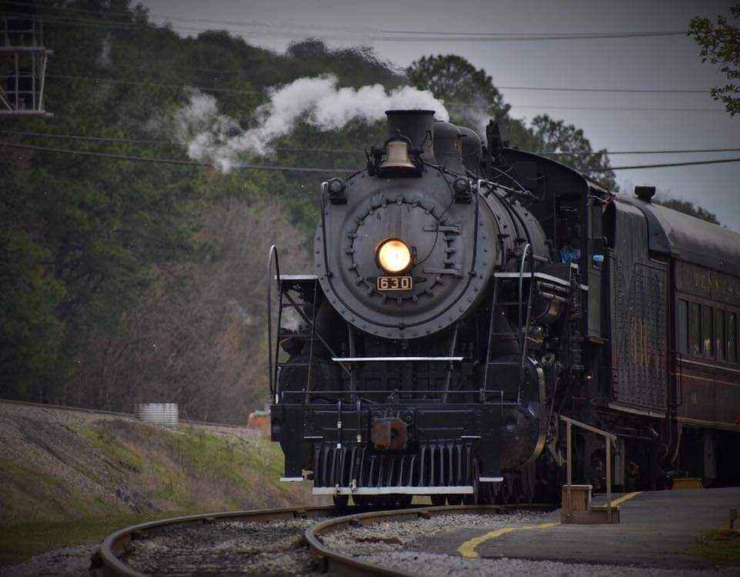 Southern 630 Locomotive | 8x10 Glossy | 5x7 Glossy Print - Etsy