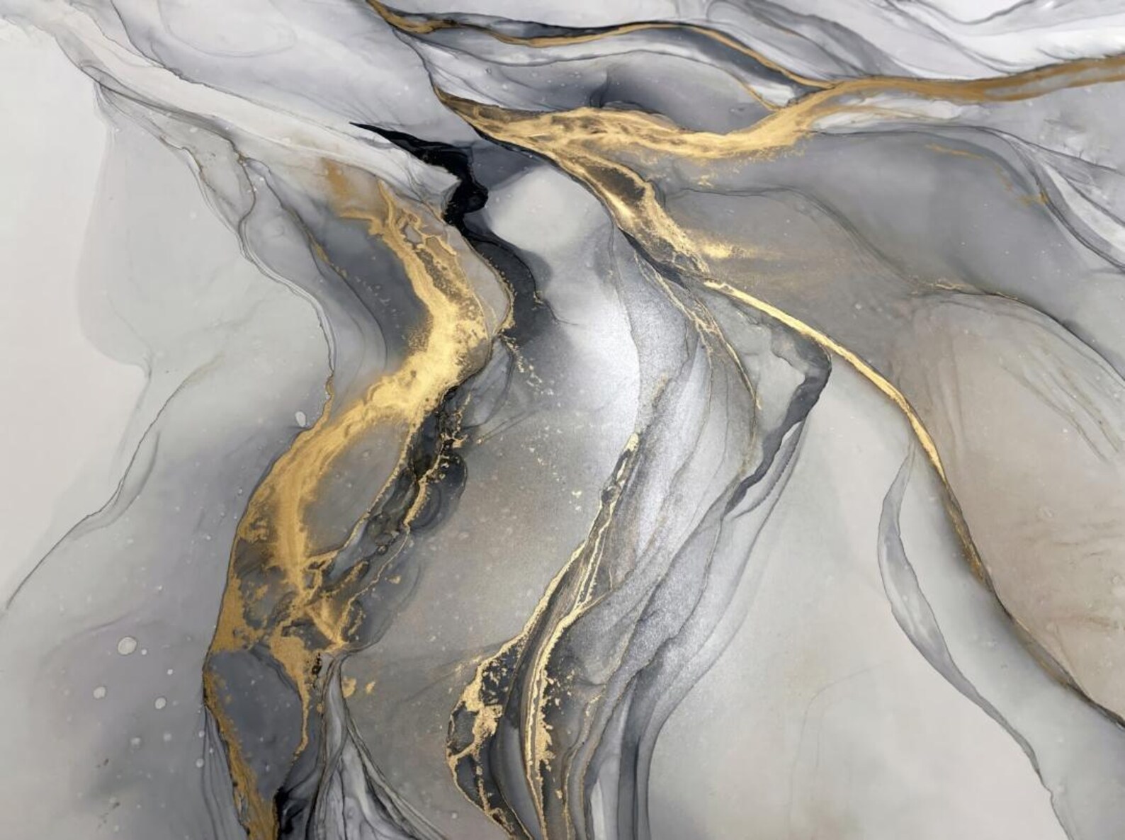 Fluid Wall Mural Photo Wallpaper Gray and Gold Marble Wall Mural ...
