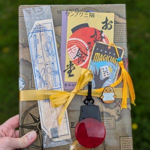 Surprise Book - KID'S SUMMER Reading - Gift for Young Readers - Etsy