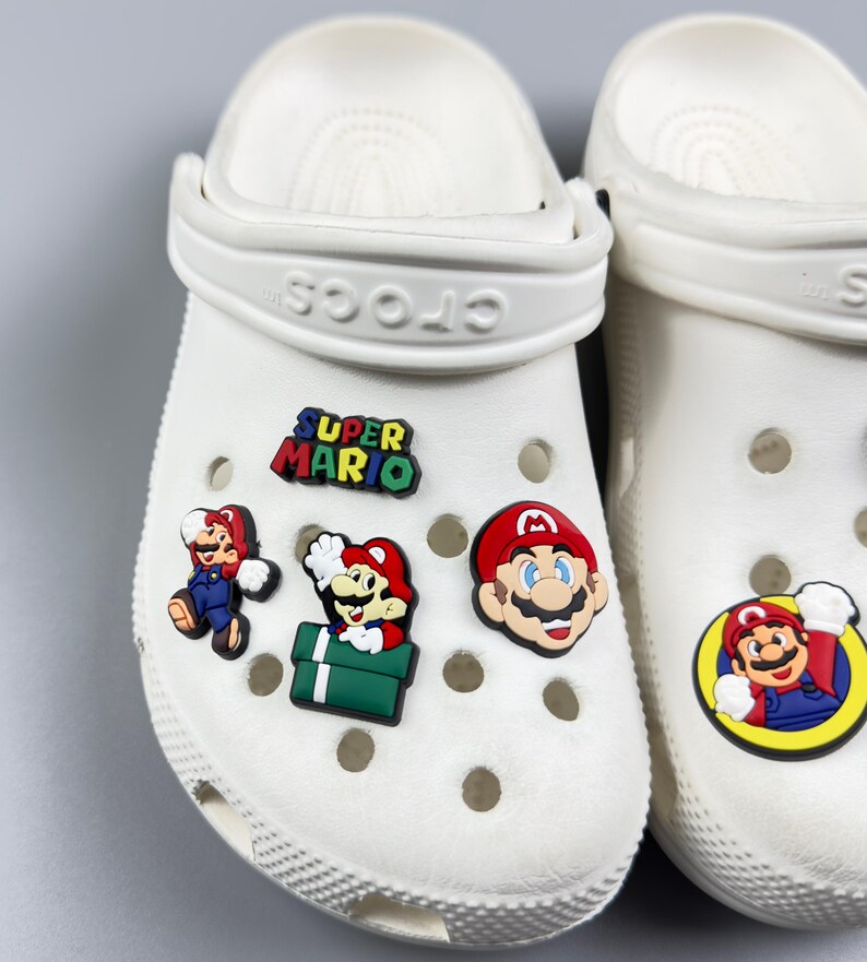 Super Mario Kingdom Shoe Jibbitz | Yoshi Toad Mario | Super Mario Bros ...