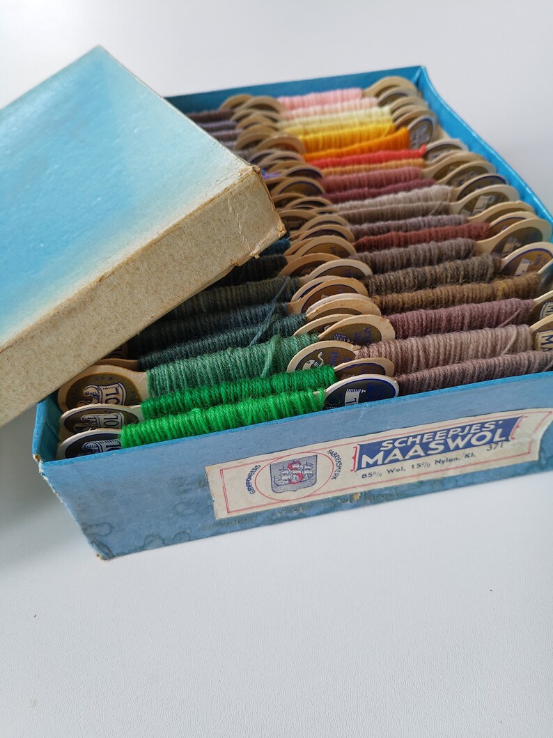 Gift BOX Visible Mending Yarn 40 New Old Stock Wool Cards - Etsy