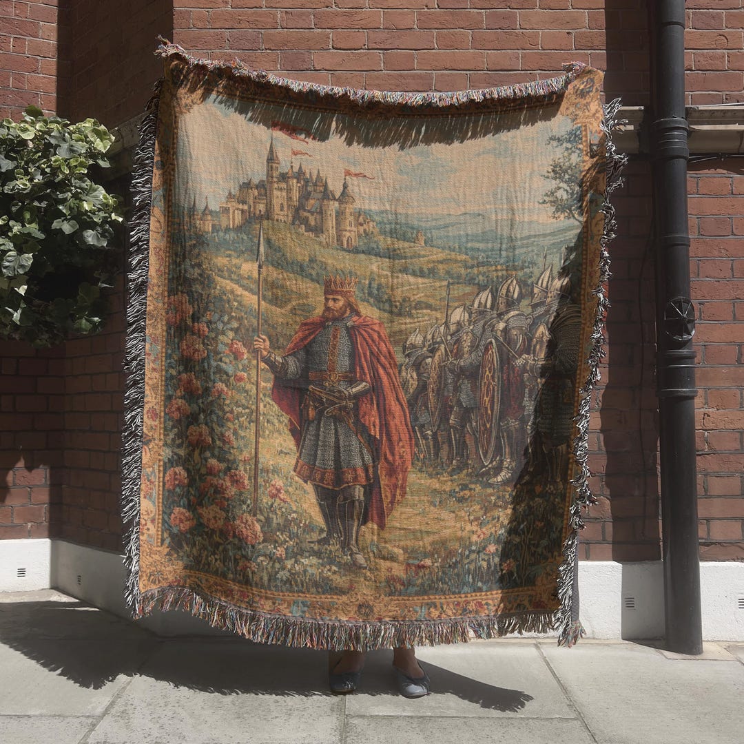 Medieval Knight Tapestry, King Arthur Woven Blanket, Historic Castle ...