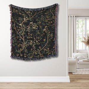 Forest Tapestry, Dark Green Forest Fern Leaf Woven Throw Blanket ...