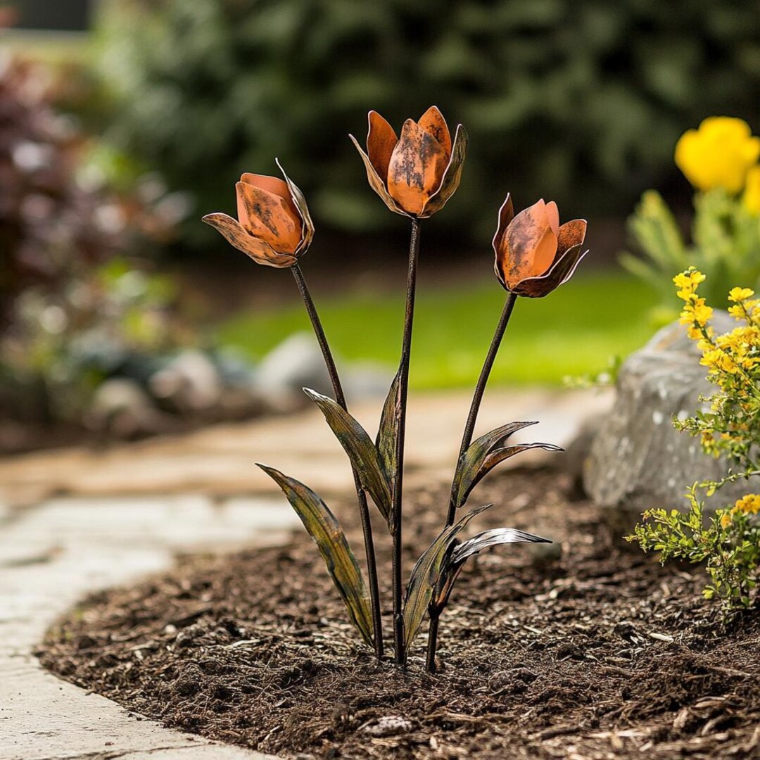 Triple Rustic Tulip Metal Garden Sculpture - Garden Stake - Etsy