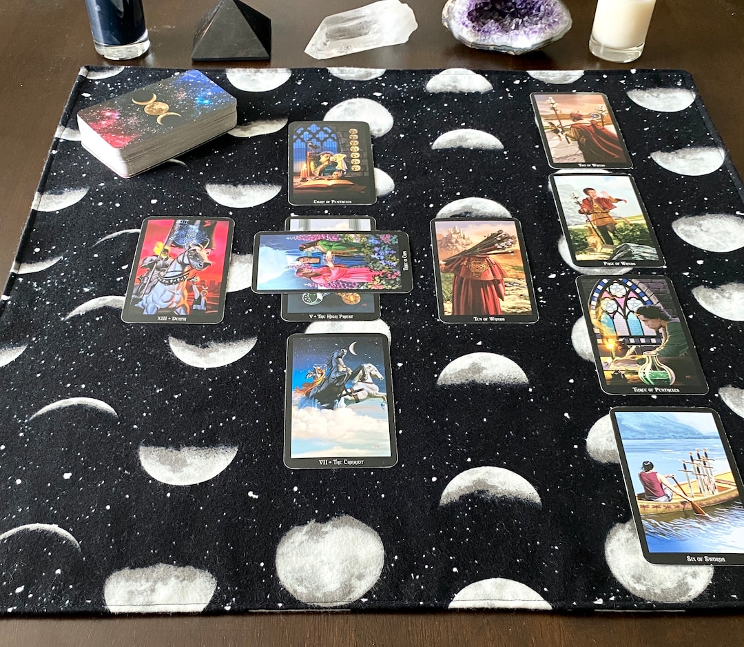 Moon Phases Tarot Spread Cloth - Tarot Reading Mat - Altar Cloth - Etsy