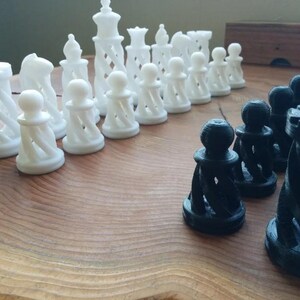 3d-printed Spiral Chess Pieces – Modern Design for Chess Lovers ...