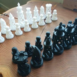 3d-printed Spiral Chess Pieces – Modern Design for Chess Lovers ...