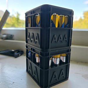 Mini Beer Crate 3d-printed Battery Holder Organize AA, AAA, 9V, C, D ...