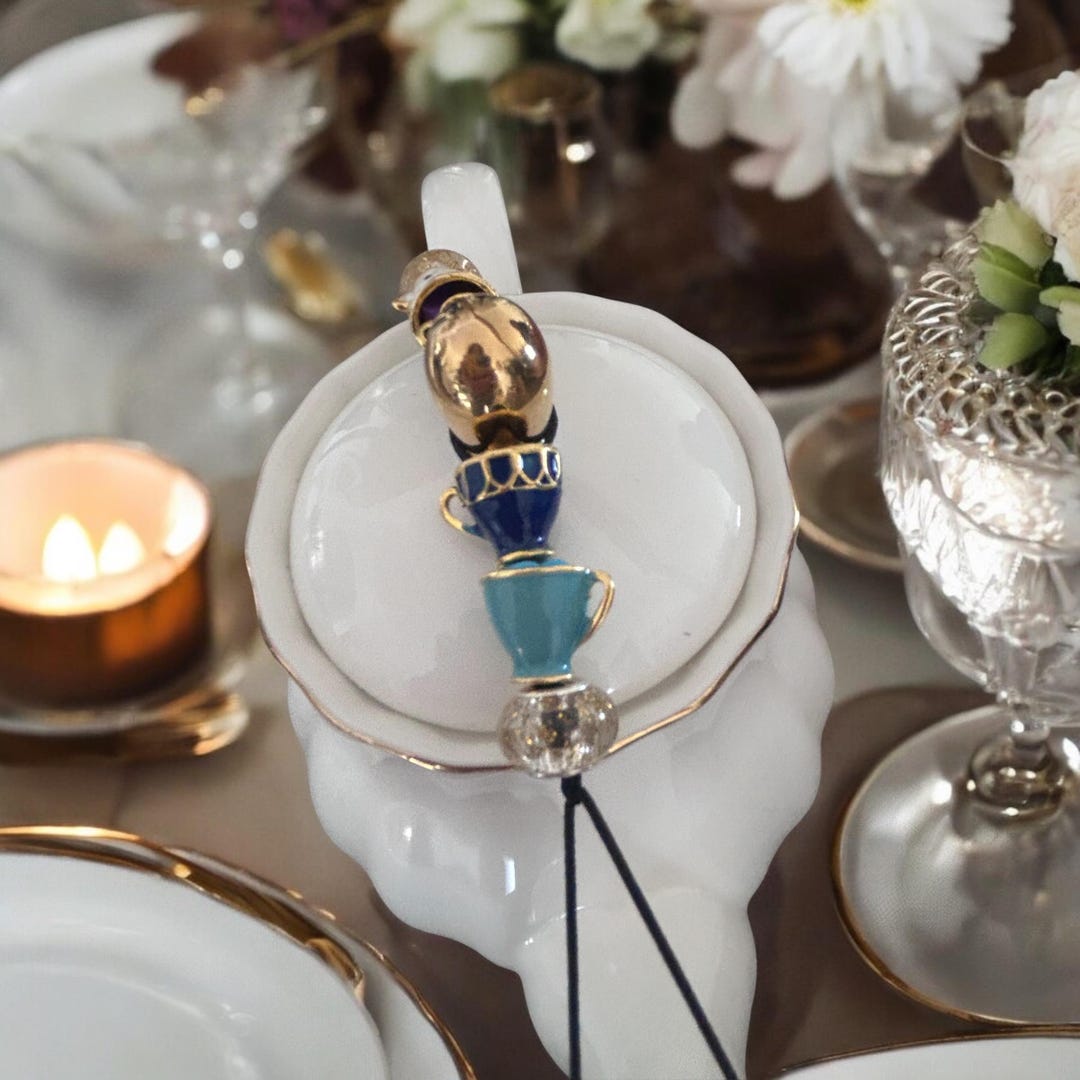TEACUPS Blue Drip-catcher and Lid Holder (with Clasp) Tea Lover Gift ...