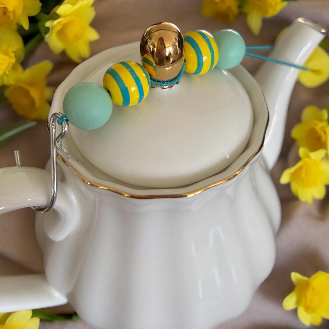 SPRINGTIME Teapot Drip-catcher and Lid Holder (with Clasp) - Etsy