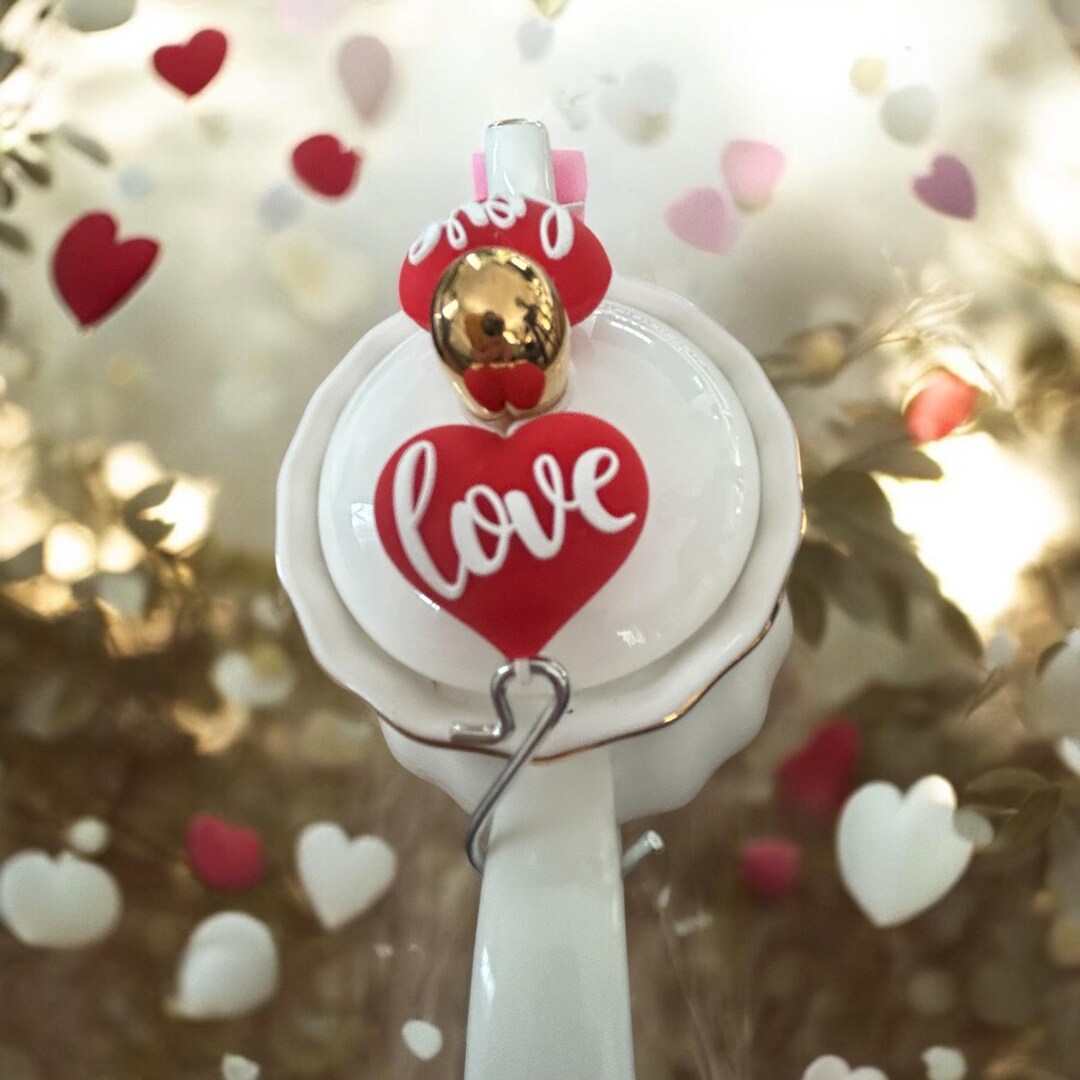 LOVE HEART Teapot Drip-catcher and Lid Holder (with Clasp) - Etsy