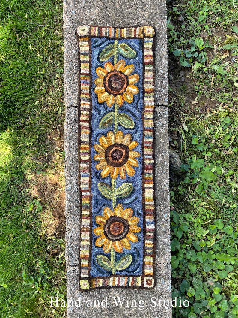 Sunflowers Primitive Hooked Rug/table Runner - Etsy