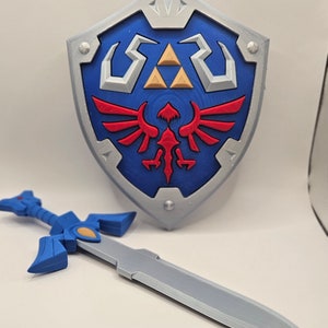 3d Printed Zelda Replica Hylian Shield and Sword - Etsy