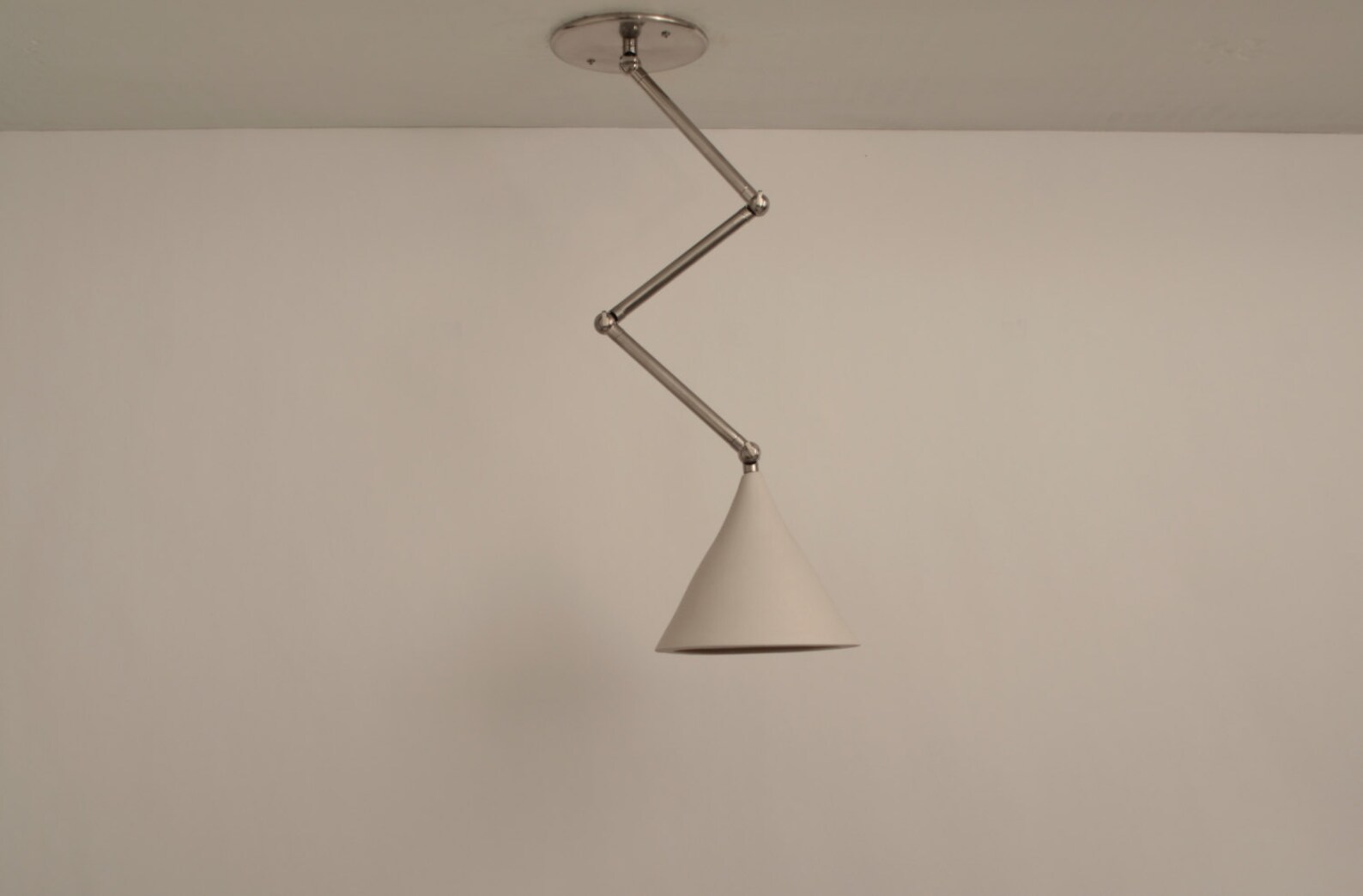 GRAMOPHONE Z-LIGHT : Porcelain Light Fixture Adjustable - Etsy