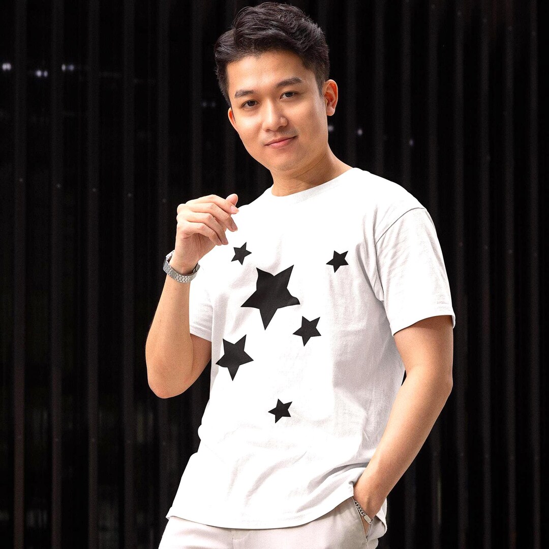 Minimalist Star Pattern T-shirt, Unisex Graphic Tee - Etsy