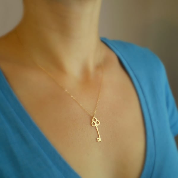 Crown Key Necklace - Etsy