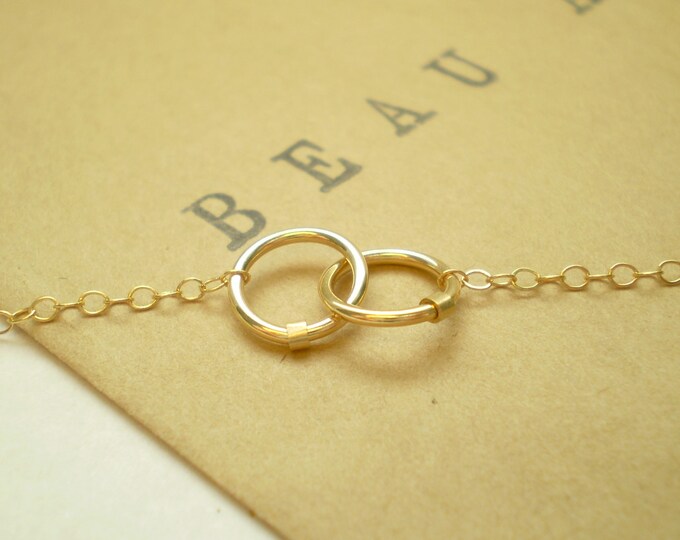 Tiny Links Necklace - Two Small Interlocking Links on Delicate Chain - Etsy