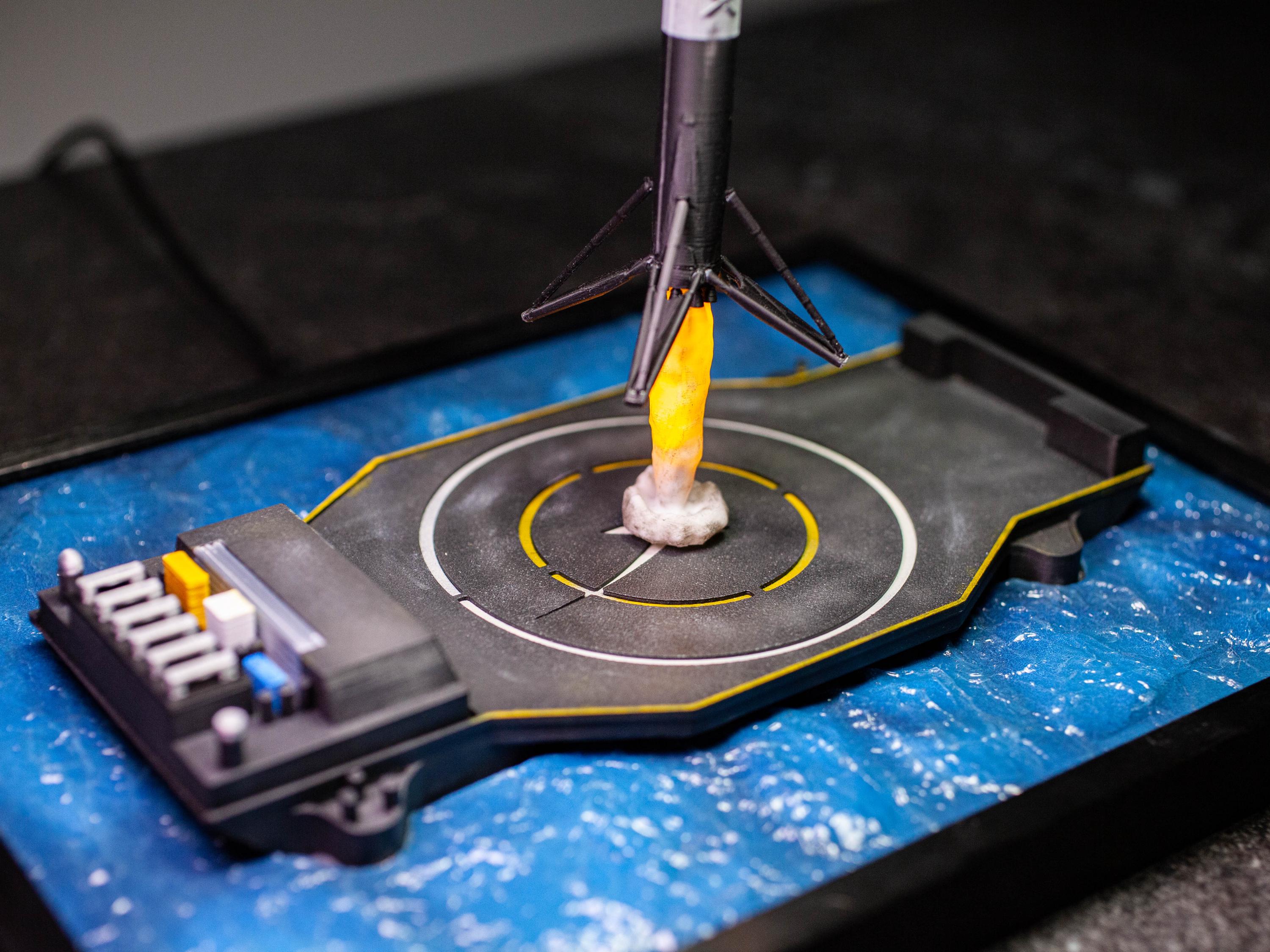 Spacex Falcon 9 Ship Space Rocket Scale Model for a Gift for a Space ...