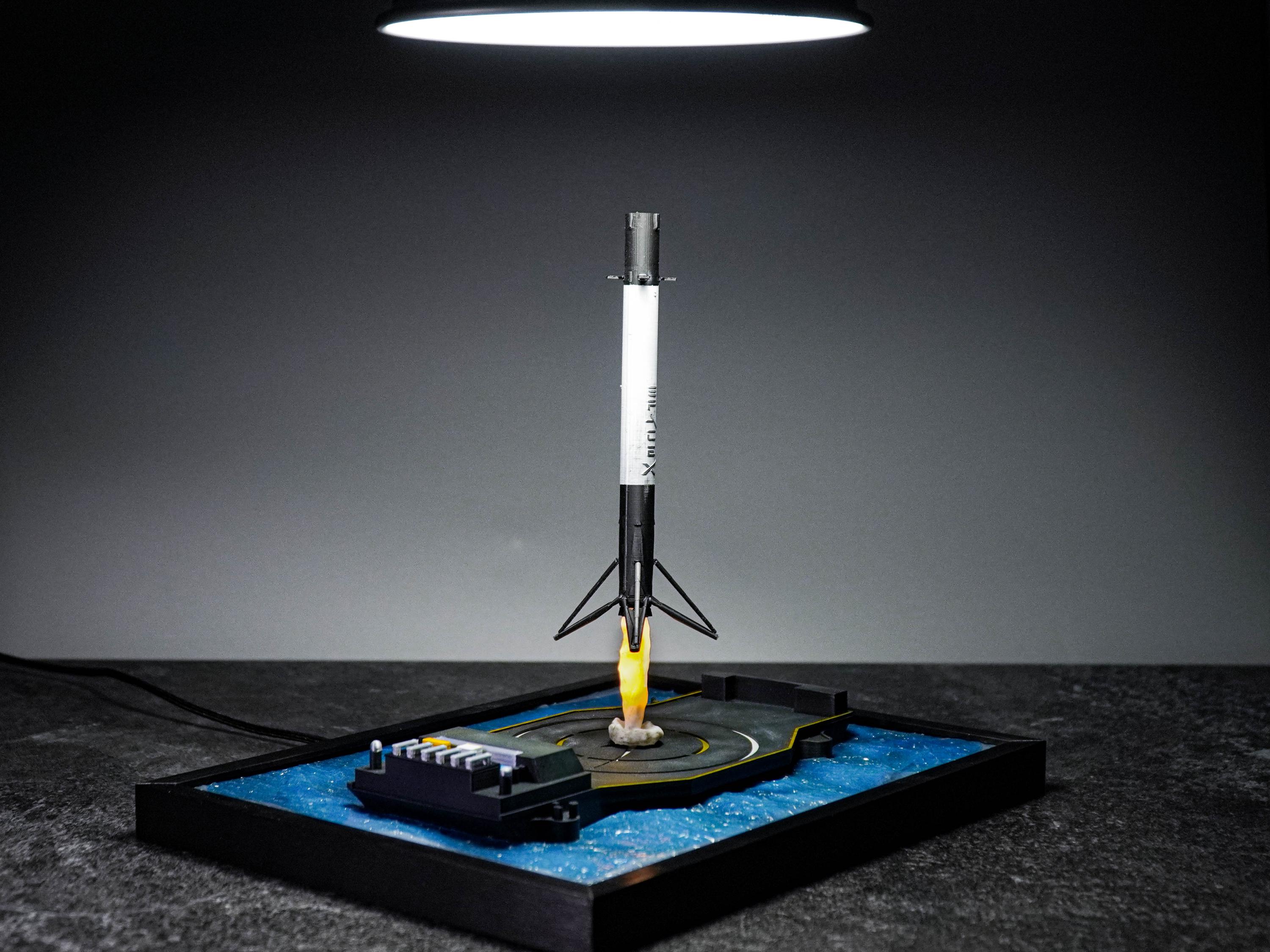 Spacex Falcon 9 Ship Space Rocket Scale Model for a Gift for a Space ...