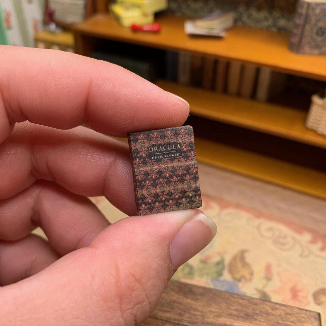 Miniature Dracula Book (chiltern Classic Edition) 1:12 Scale Black N ...