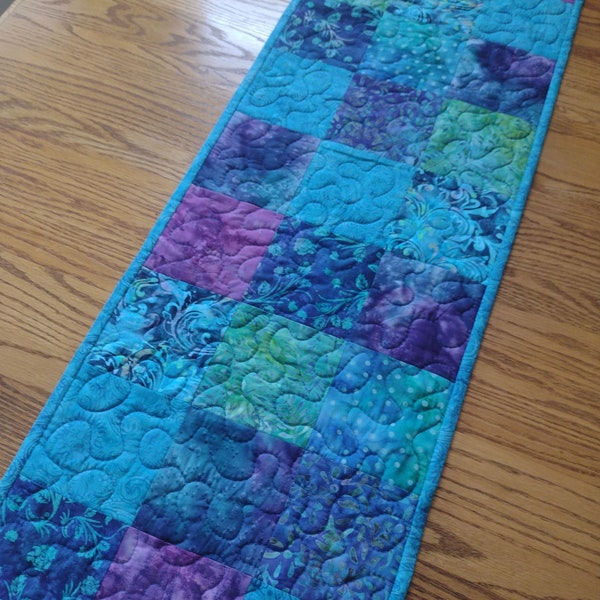 Quilted Table Runner - Etsy