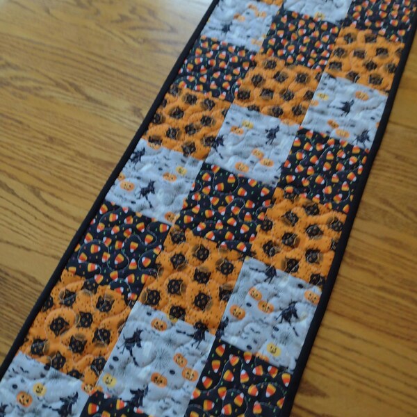 Halloween Table Runner Pattern - Etsy