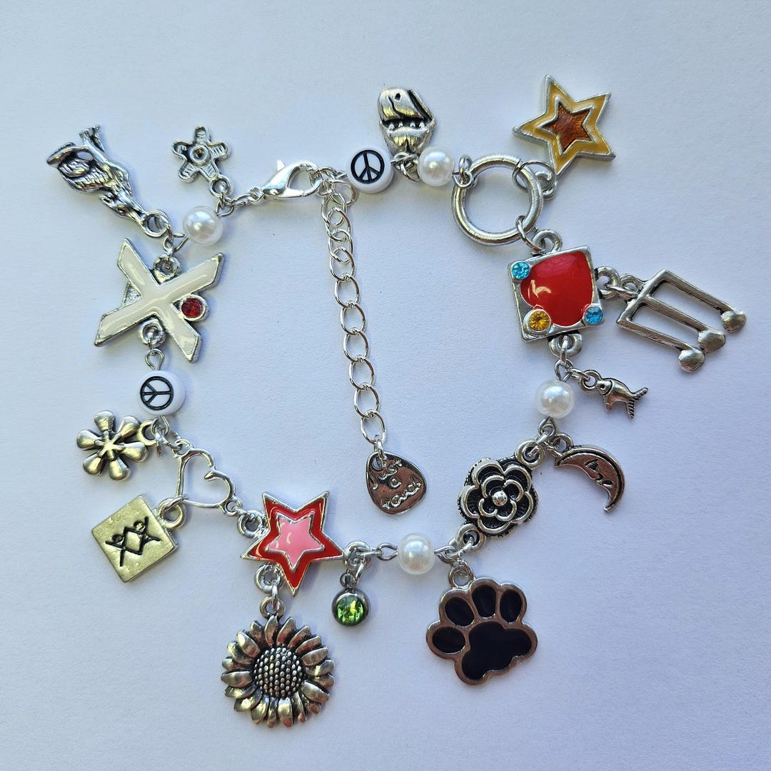 Cluttercore Pawprint Floral Chunky Charm Bracelet - Etsy UK