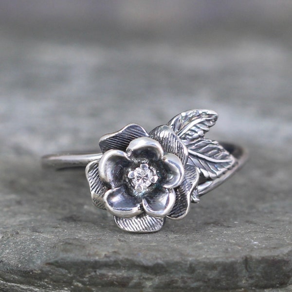 Rose Bud Ring - Etsy