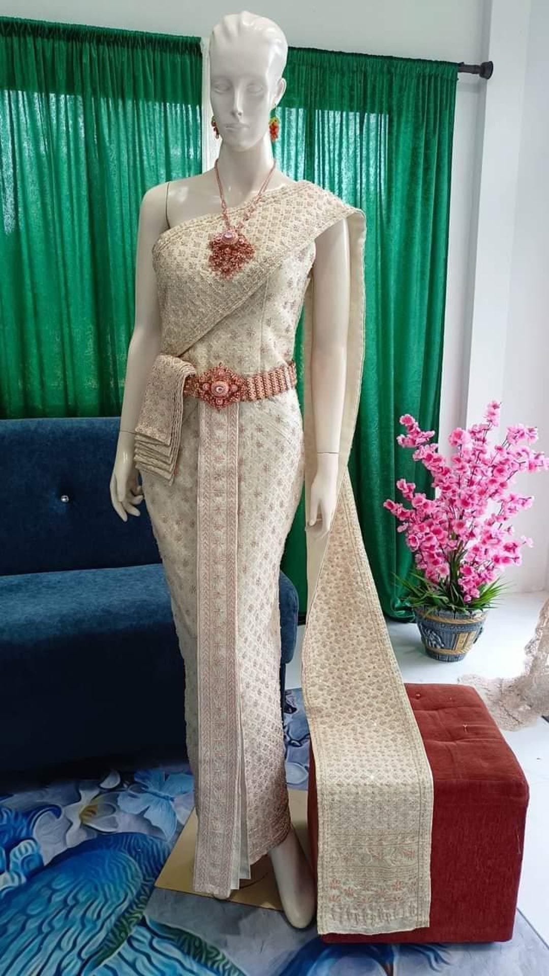Authentic Brocade Thai Silk| Traditional Thai/khmer Bridal Dresses ...