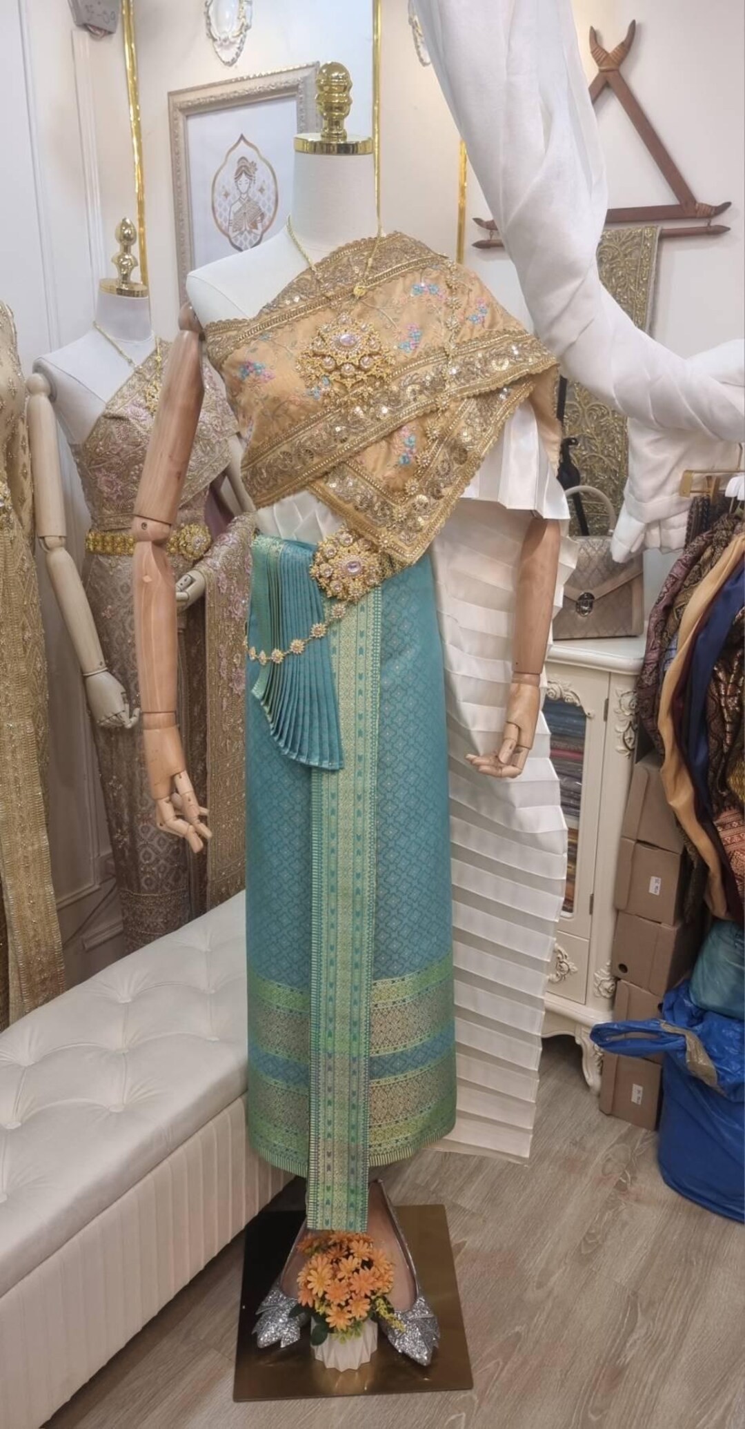 Beautiful Traditional Thai Dressi Thai/khmer Wedding Dressi Handwoveni Embroidery| Asian ...