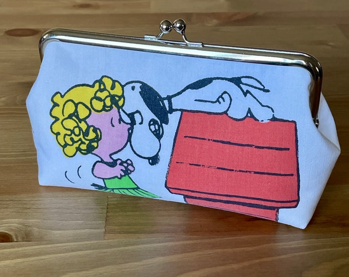 PEANUTS Snoopy Vintage Bed Sheet Charlie Brown Linus Frieda 18cm Framed ...