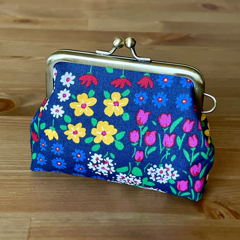 Mia Charro Cat 10.5cm Kiss Lock Framed Gamaguchi Pouch Vintage Flower ...