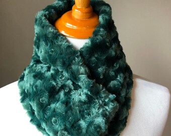 Faux fur cowl | Etsy
