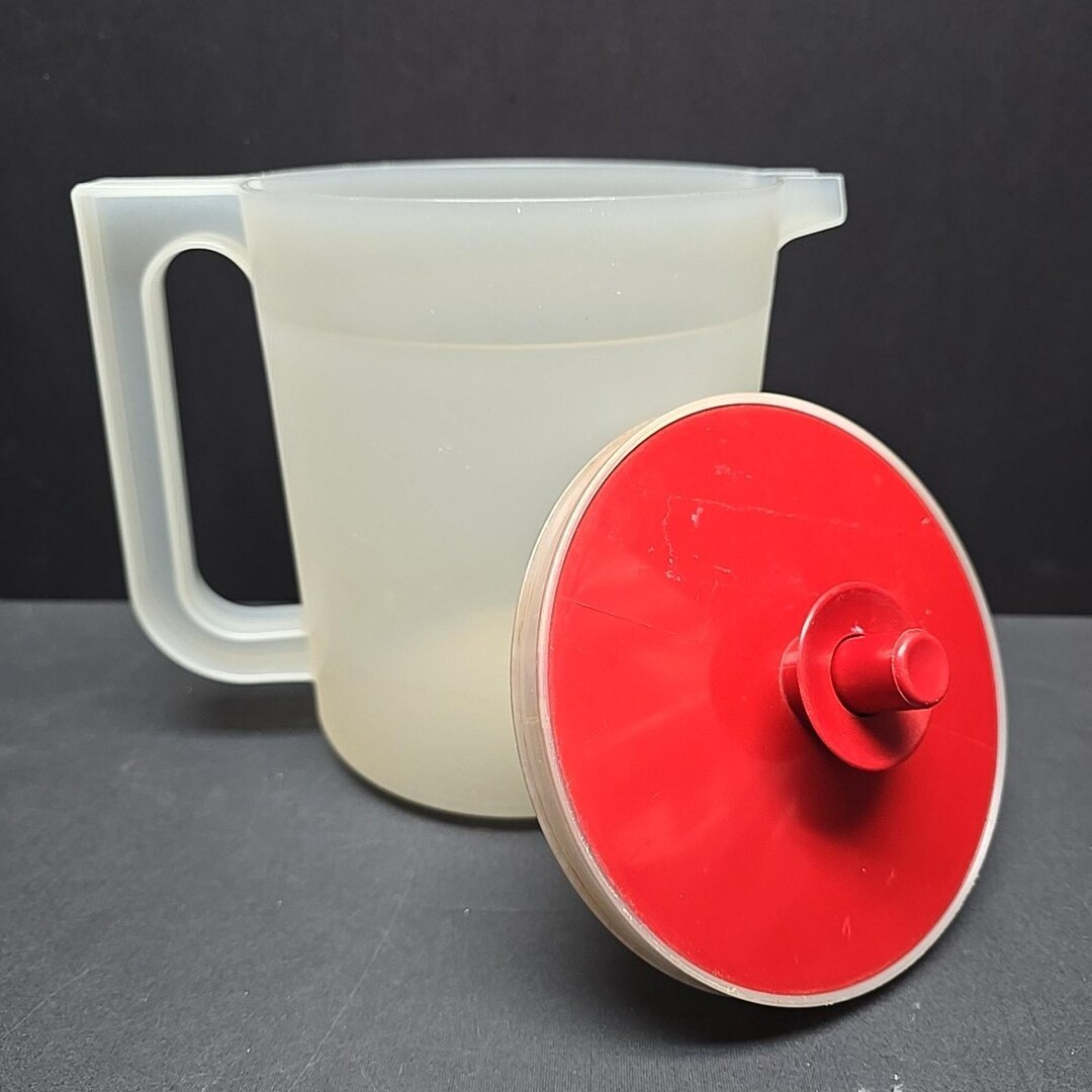VTG Tupperware 1.5 Qt Sheer Pitcher #1575 Red Push Button Lid Retro ...