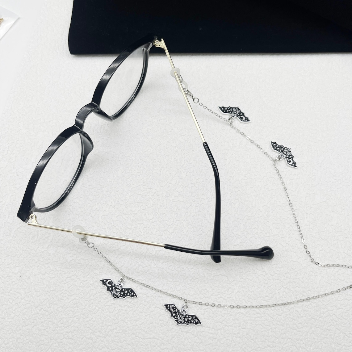 Bat Pendant Eyeglass Chain, Gothic Glasses Accessory - Etsy