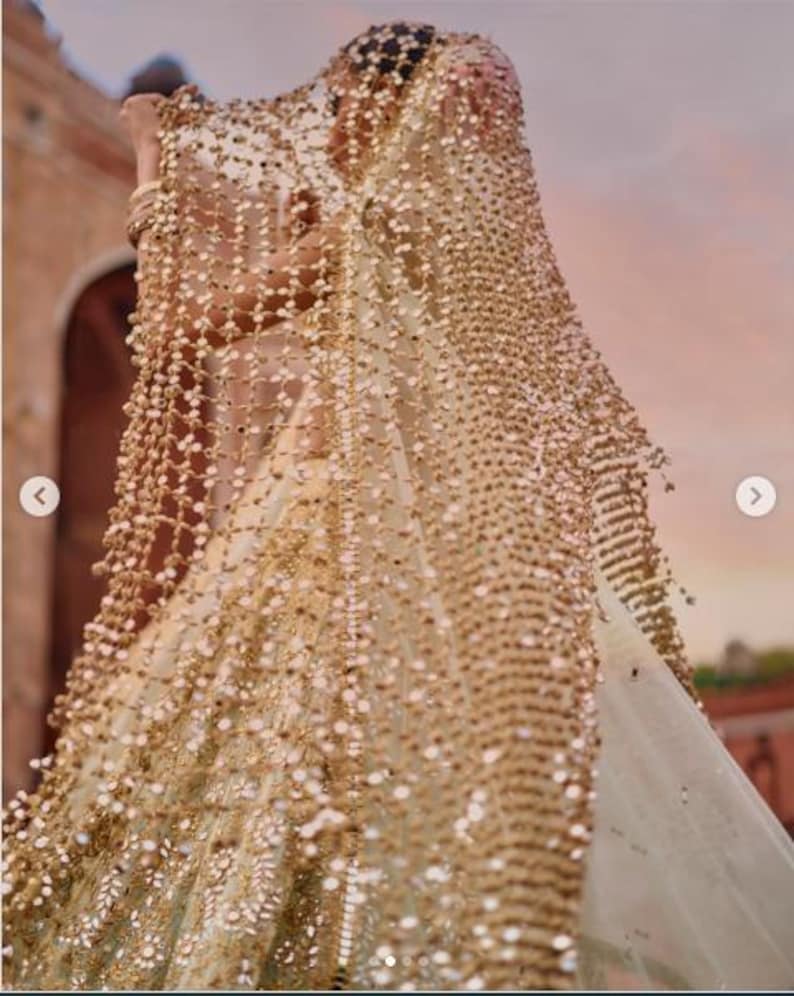 Mirrors Work Dupatta, Poshida Sheesha Work Bridal Veil, Hania Amir ...