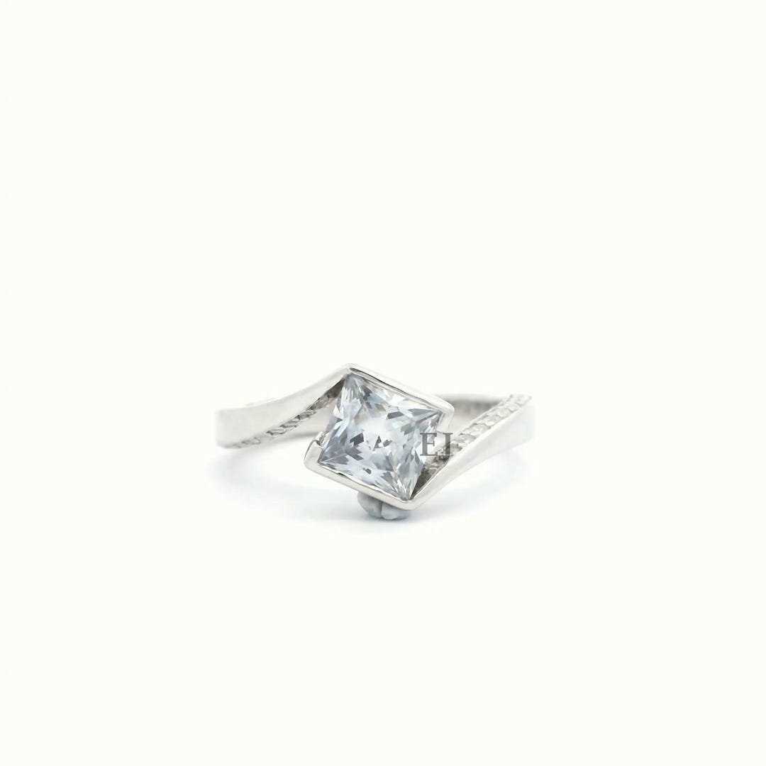 Swirl Bypass Lab Grown Ring, Solitaire Princess 1.50ct Fancy Intense ...